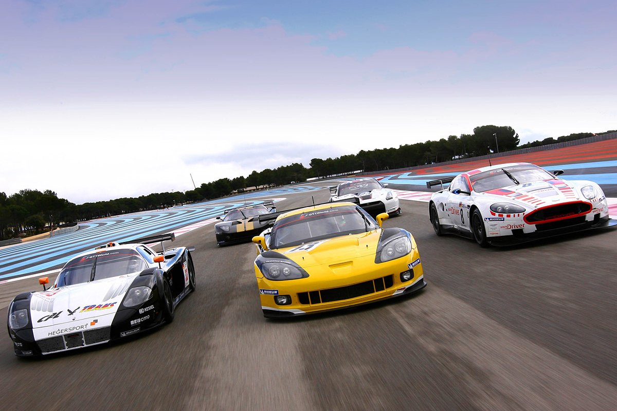 Több izgalom az FIA GT versenyeken - Autónavigátor.hu