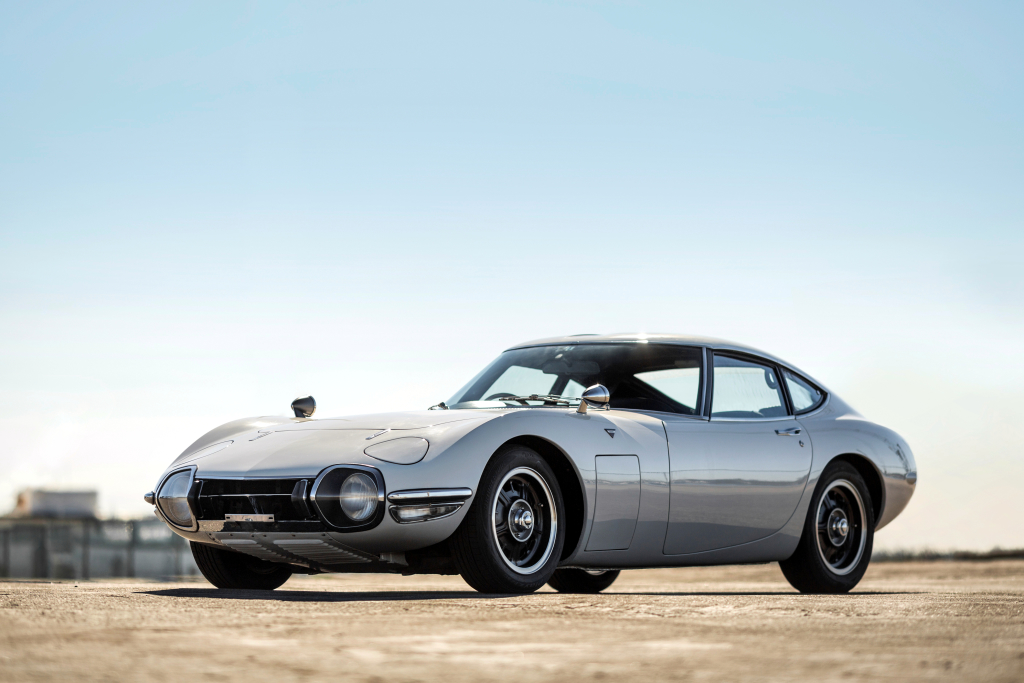 James Bond 50 éve hajtotta a Toyota 2000GT-t - Autónavigátor.hu