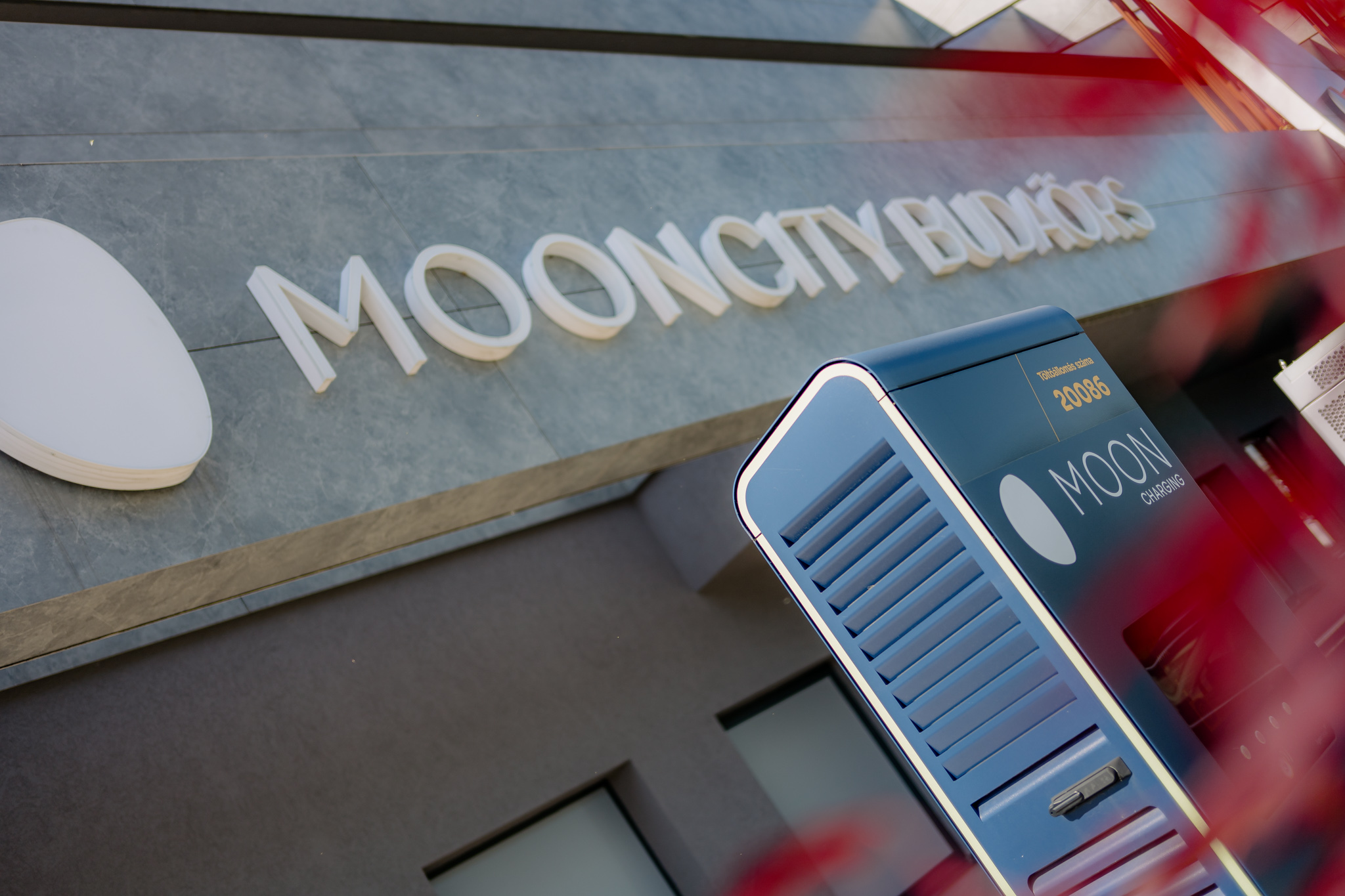 Villanyautót vennél? Ide érdemes ellátogatnod! - Autónavigátor.hu